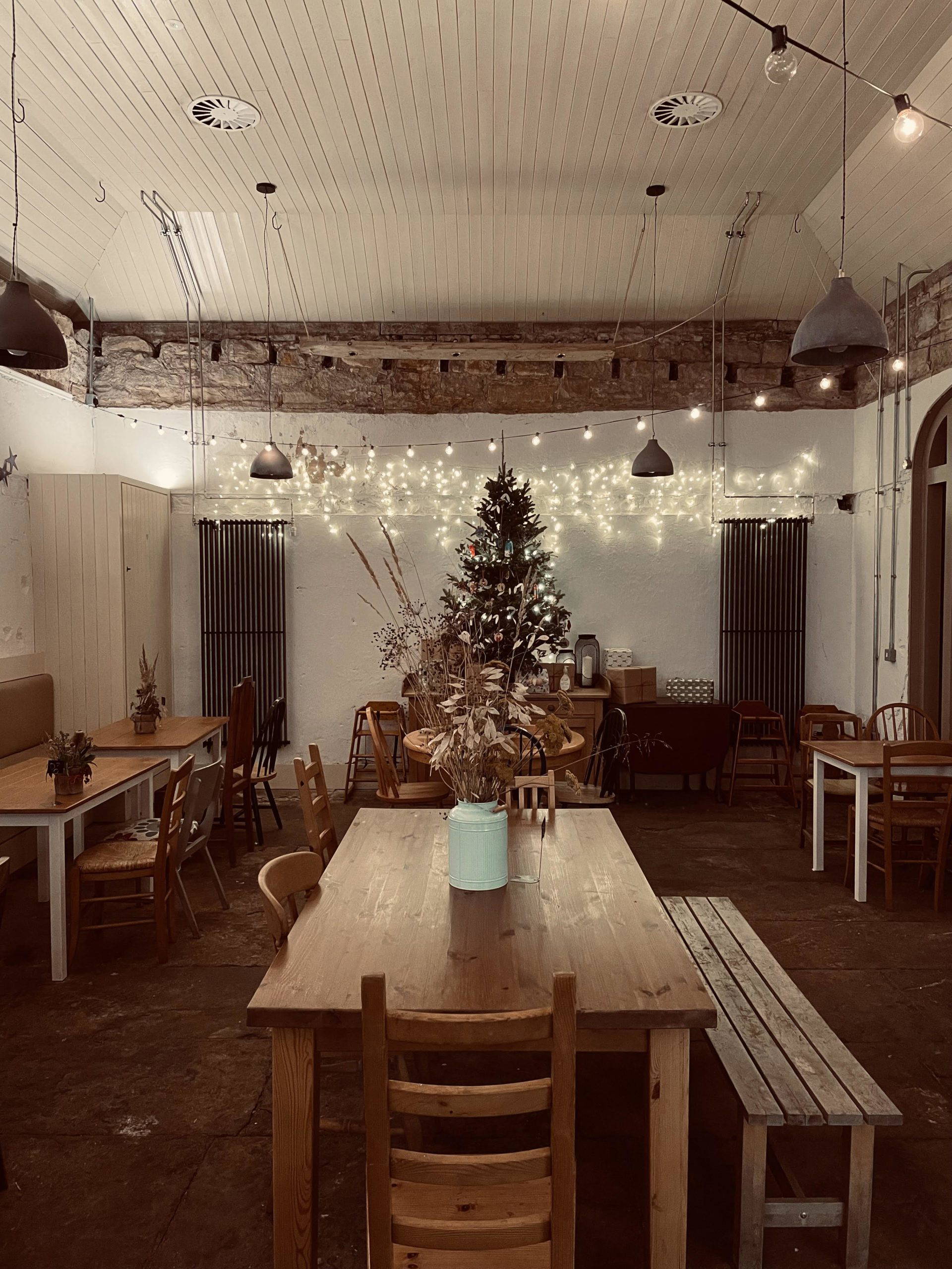 cafe xmas | Cambo Gardens
